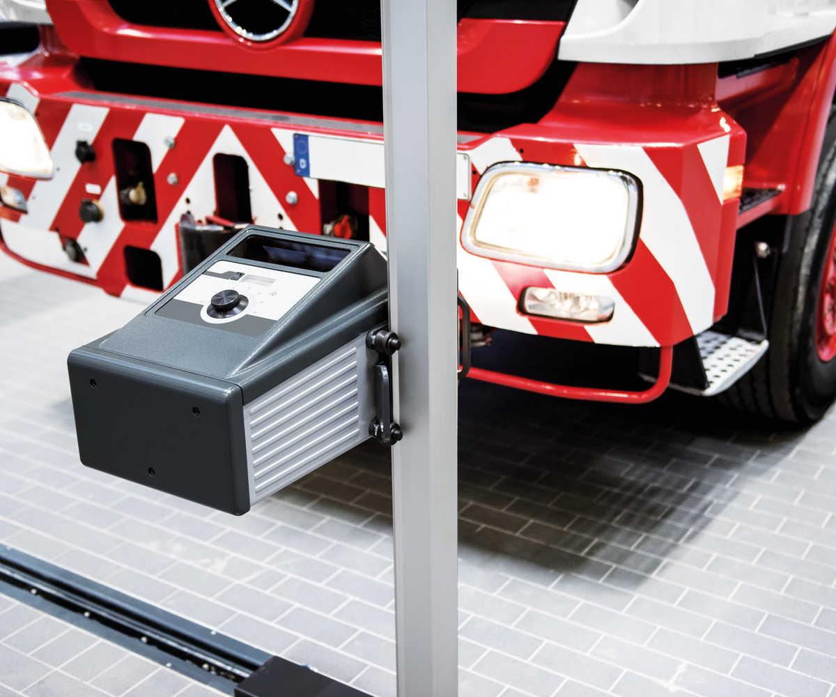 MLT 1000 – Analog Headlight Tester for Precision | MAHA