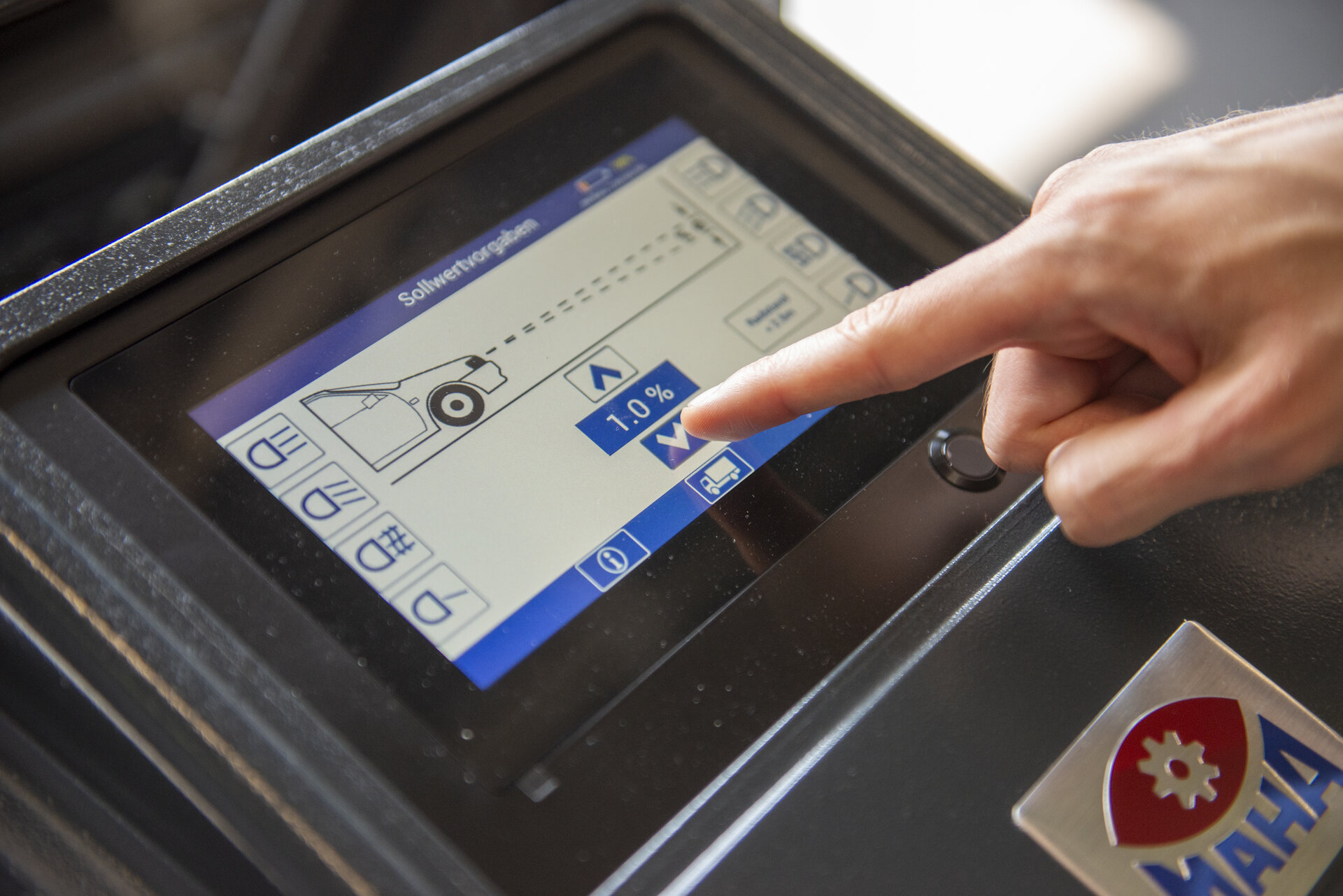 MLT 3000 2.0 – Precision in Headlight Adjustment & Testing | MAHA
